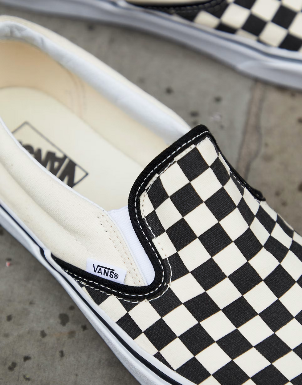 Vans Slipn Checkerboard Plimsolls In Black – Sale Lab UK